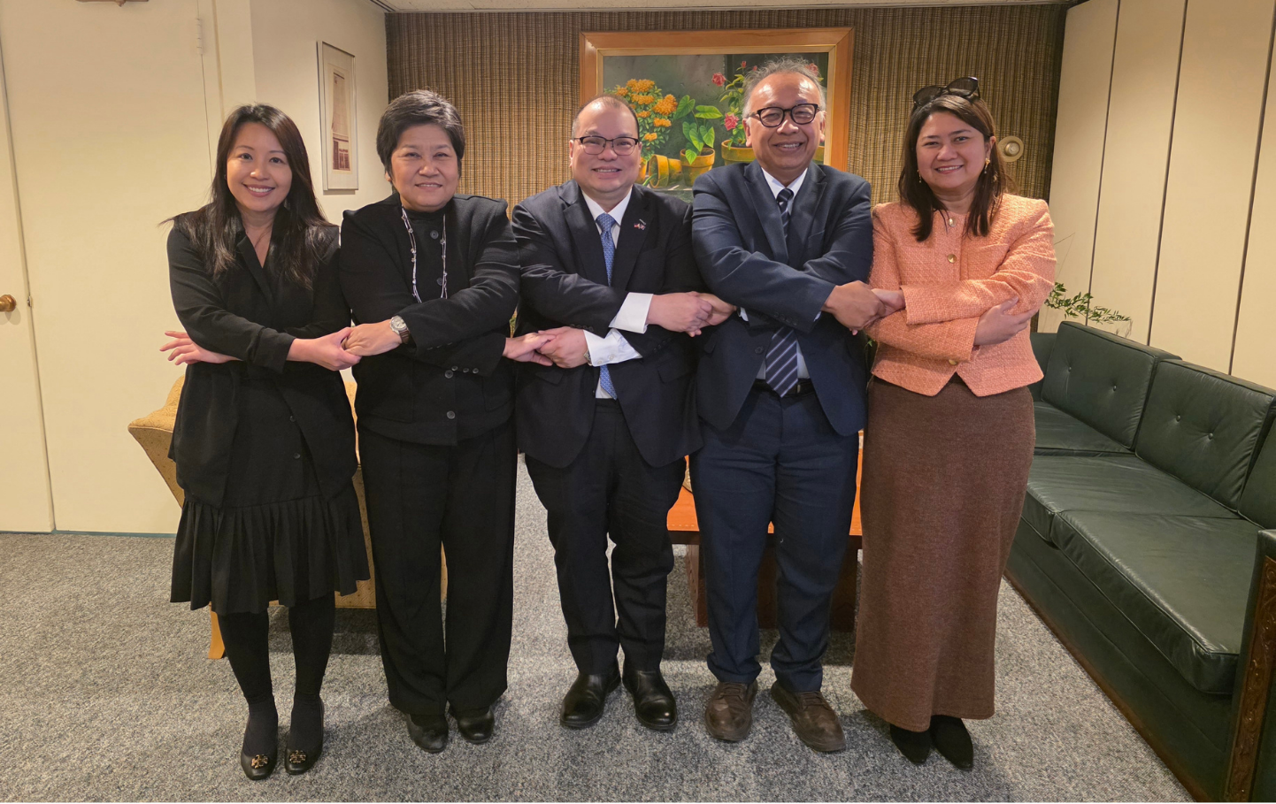 PH Consul General in New York Presents Priorities of Philippine ASEAN ...